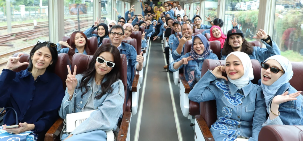Influencer Meriahkan Travelling by Train 2024 - SATUJABAR