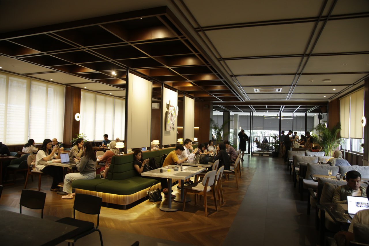 Sugu Restaurant, Destinasi Kuliner 24 Jam yang Unik di Kota Bandung ...